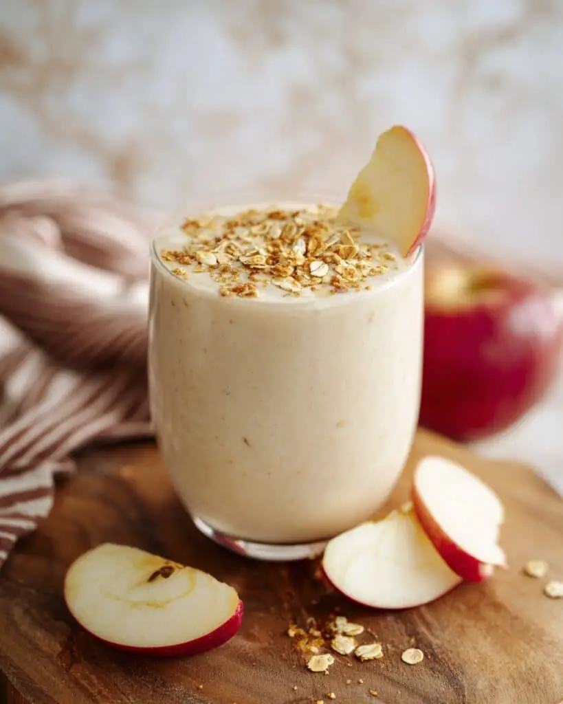 Caramel Apple Smoothie – Irresistible Fall Fruit Drink